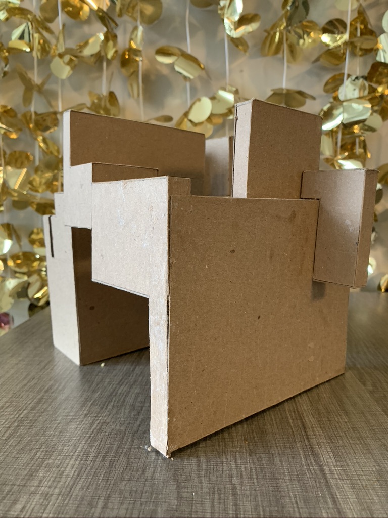 Chipboard Model – Gabriella Degis